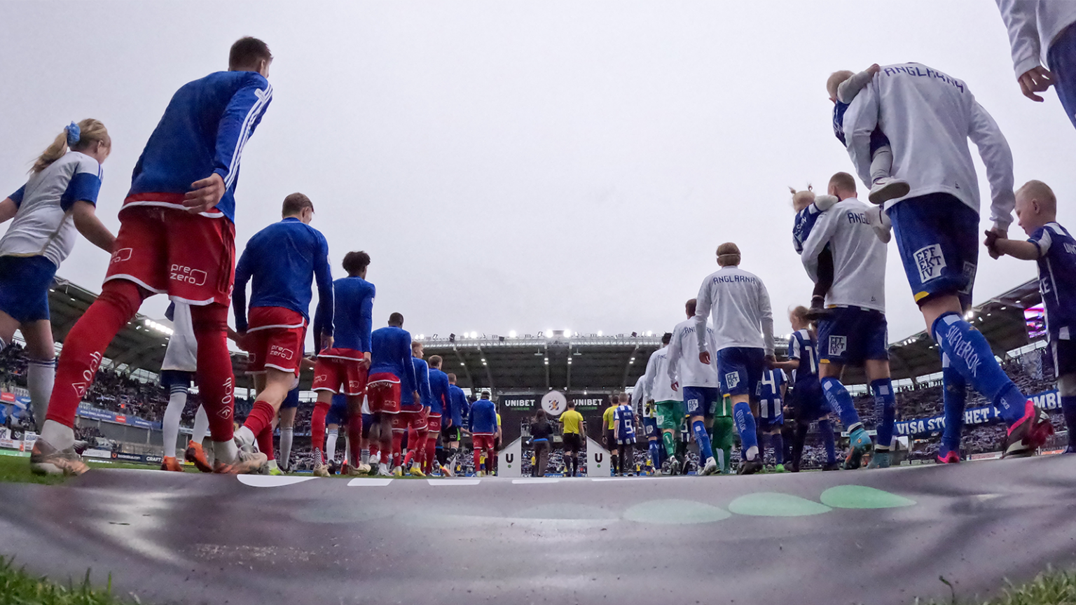 Maskotar, bänkvärmare och halsduksbärare 2024 | IFK Göteborg – Hela ...